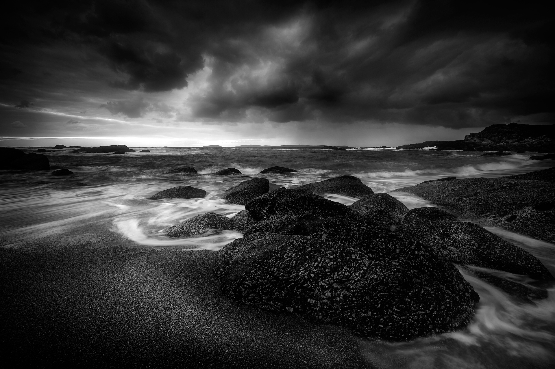 Paisajes negros | Confederación Española de Fotografía